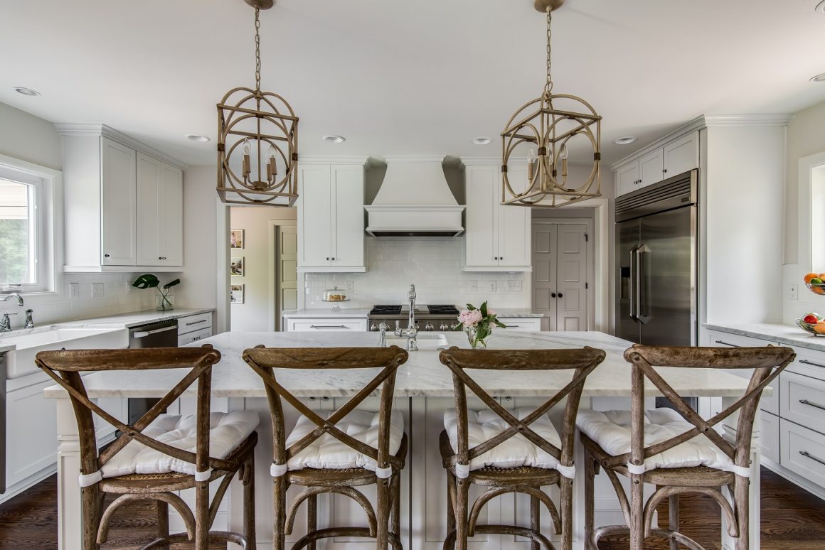 Shea Custom Creates A Kitchen Made For Living - QC Exclusive