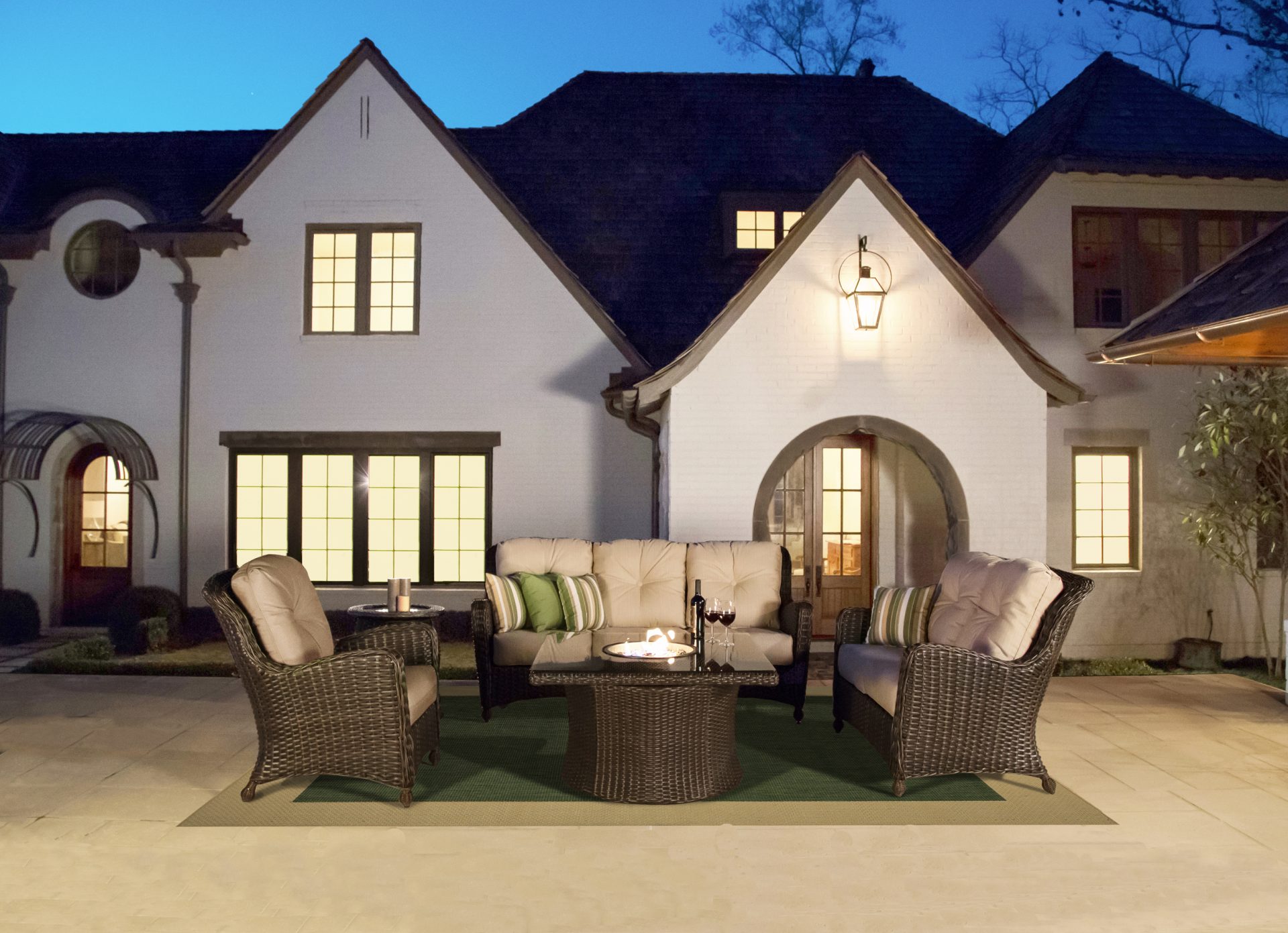 5 Ways to Spruce up your Outdoor Furniture for Spring - QC Exclusive