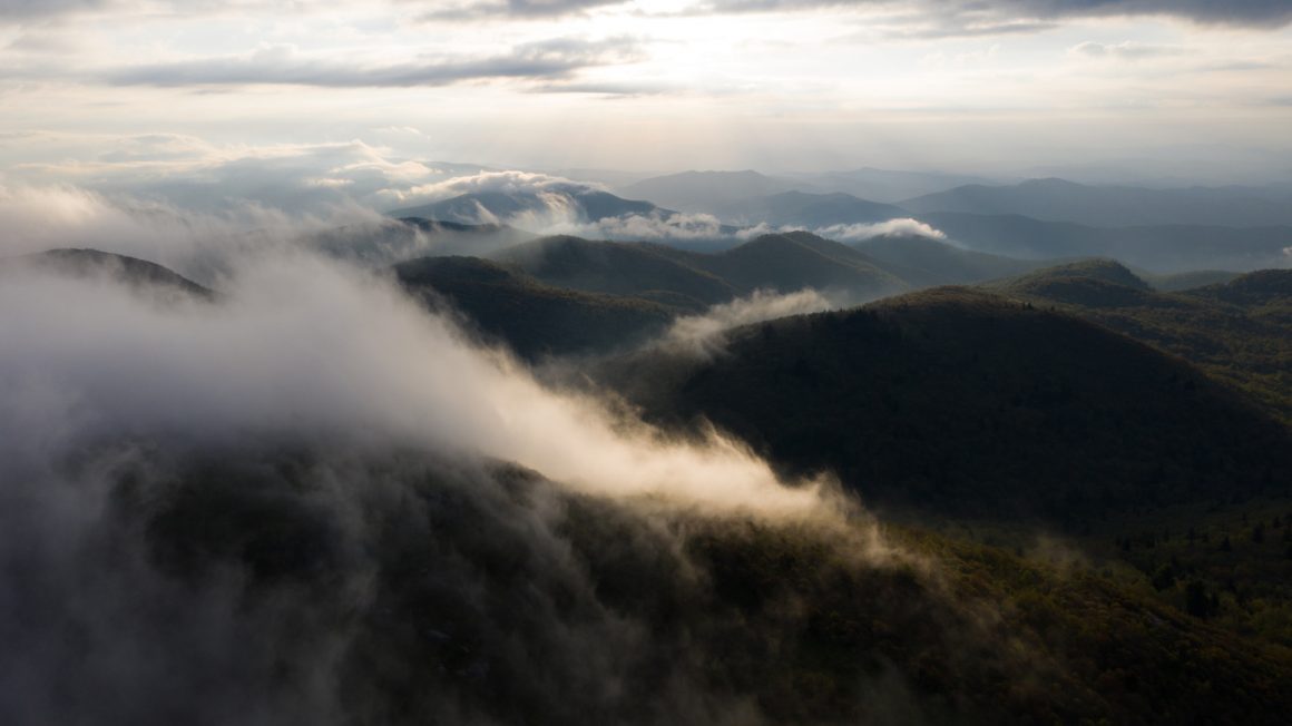 The Best Stops Along the Blue Ridge Parkway - QC Exclusive