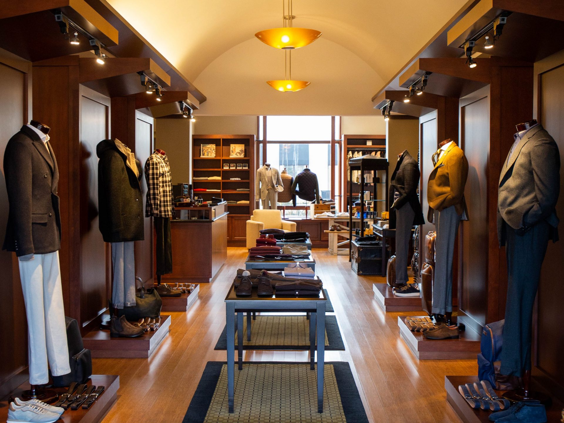 Behind the Crown: Chris Knott on His Finely Tailored Peter Millar Brand ...