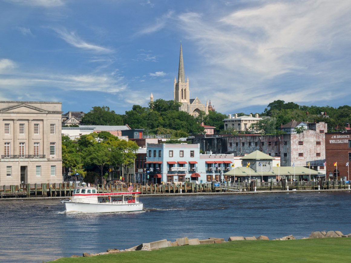 A Lowcountry SC Road Trip: The Places You Have To Visit in Carolina