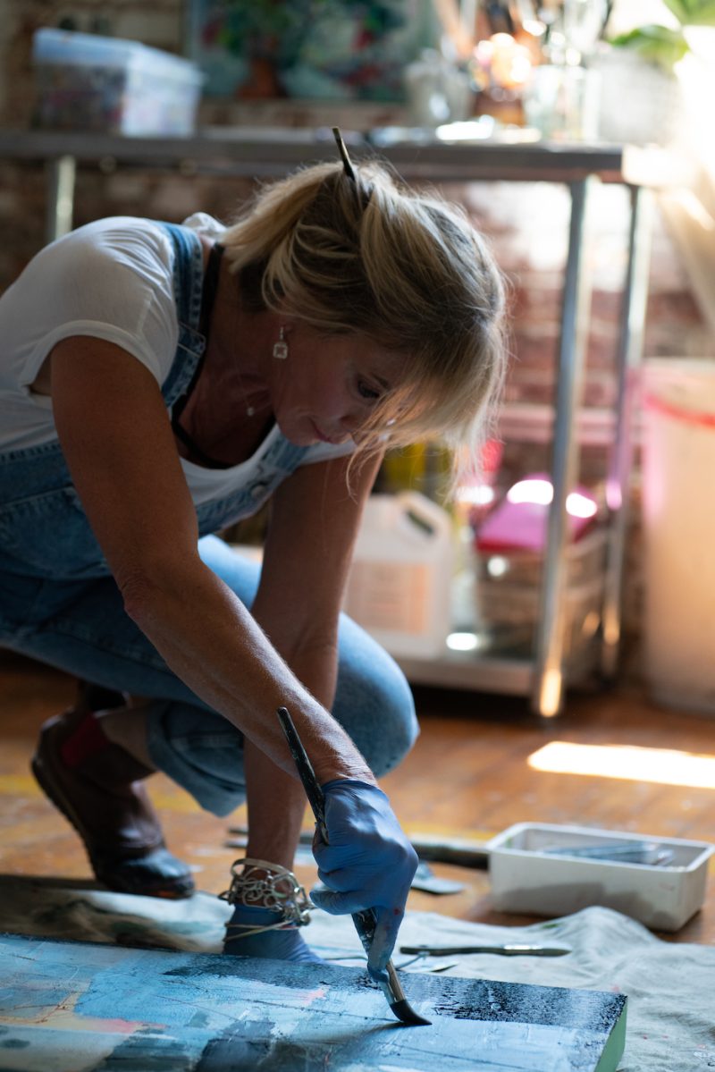 Kim Gibbs: Between Reality and Imagination - QC Exclusive